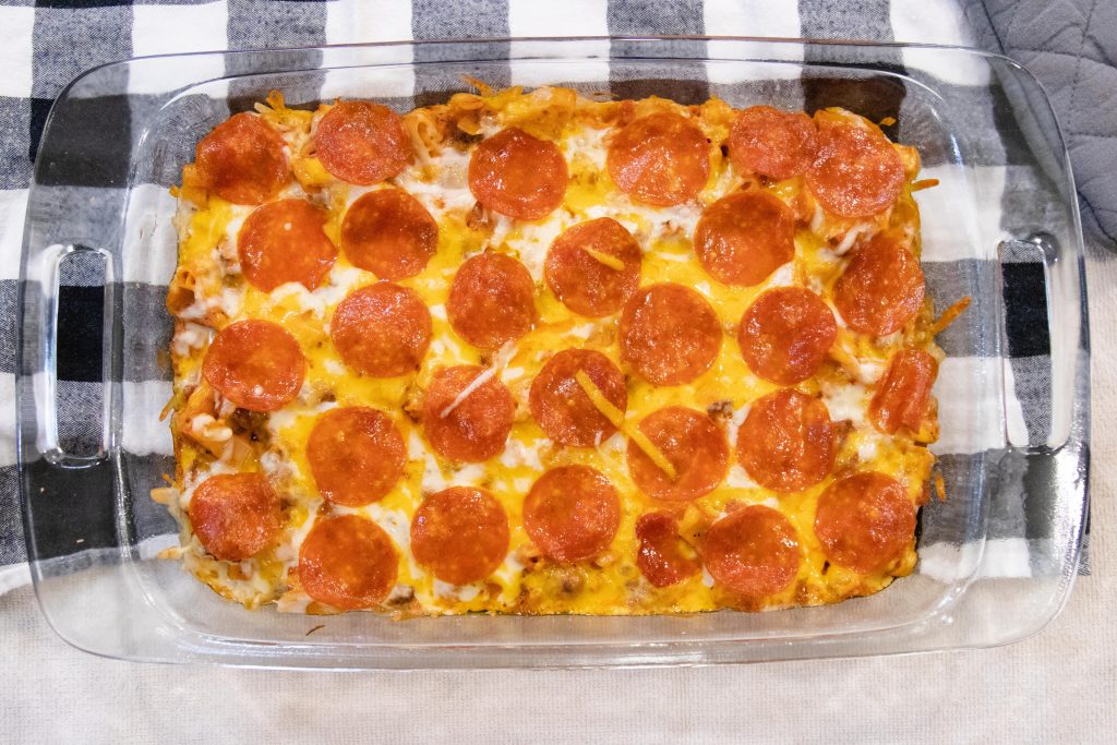 Easy Ground Beef Pepperoni Pizza Casserole Recipe - Small Town Scratch