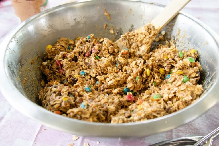 No Bake Energy Fiber Balls - An Easy Healthy Recipe - Small Town Scratch