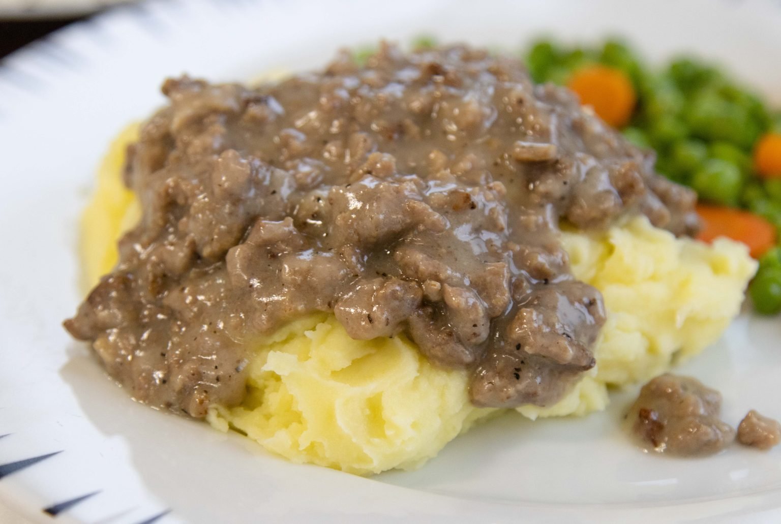 Easy Hamburger Gravy - Classic Mennonite Recipe - Small Town Scratch