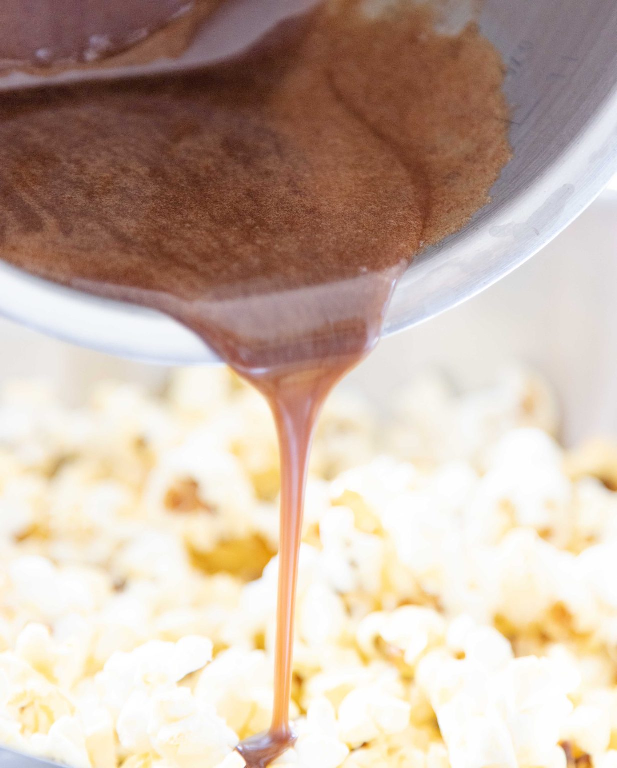 Pumpkin Spice Popcorn Recipe - Quick, Easy Fall Treat - Small Town Scratch