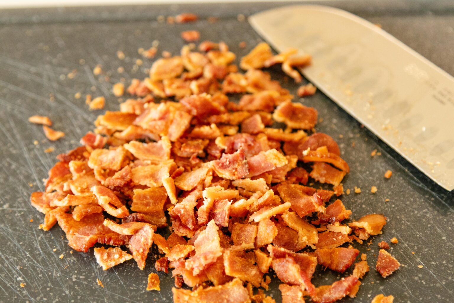 Easy Bacon Egg Bites Recipe (Starbucks Copycat) - Small Town Scratch