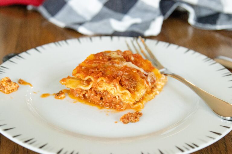 Super Easy Lasagna Recipe - Homemade Dinner Idea - Small Town Scratch